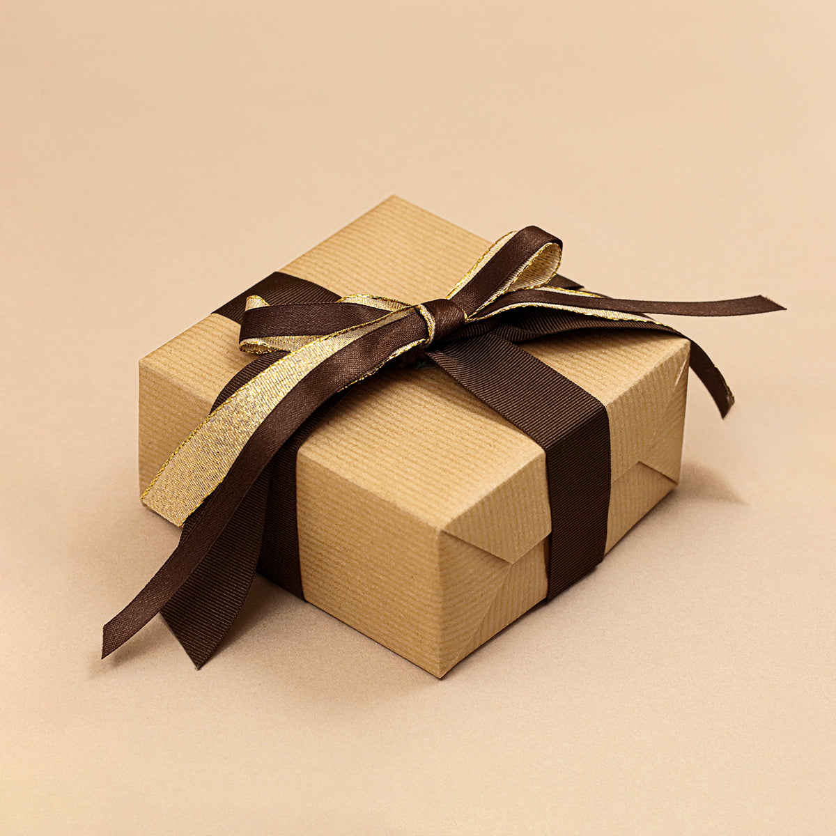 Luxury Gift Wrapping – Browns Family Jewellers